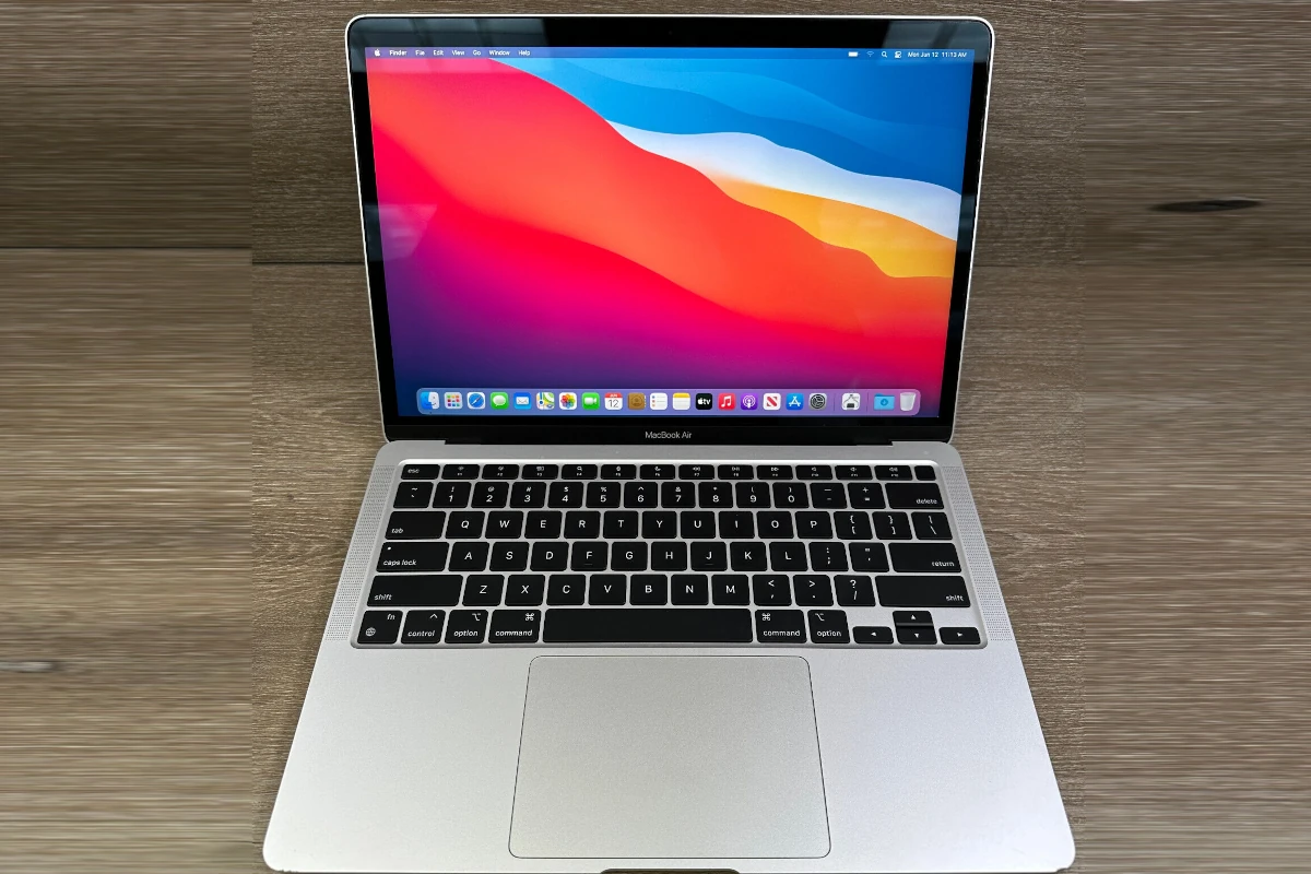 MacBook Air Screen Flickering: สาเหตุและการแก้ไขอย่างรวดเร็ว - โลกแห่งกี๊ก